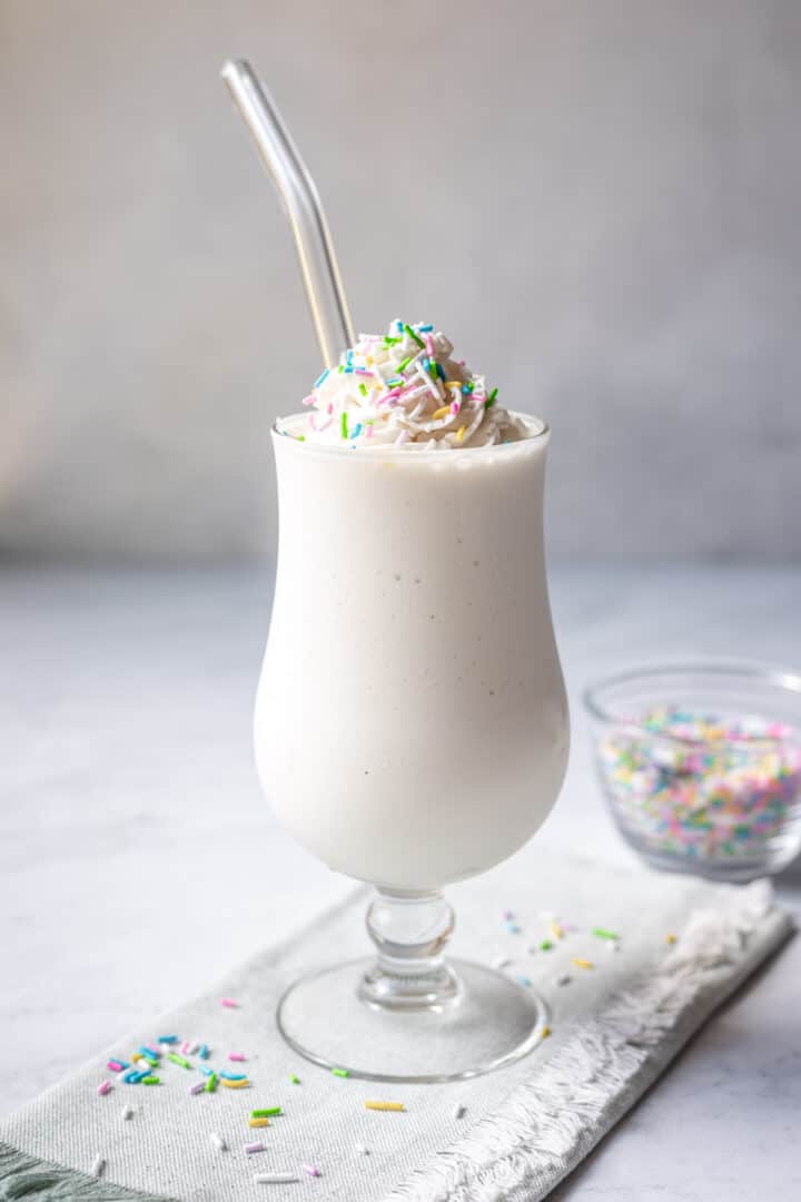 Vegan Milkshake Without Ice Cream - My Quiet Kitchen